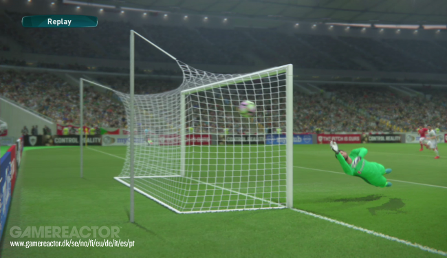 Gameplay-Clips und 30 Screenshots aus PES 2017 - Pro Evolution Soccer ...