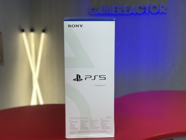 Unsere brandneue PS5 ist angekommen, so sieht die Verpackung aus ...