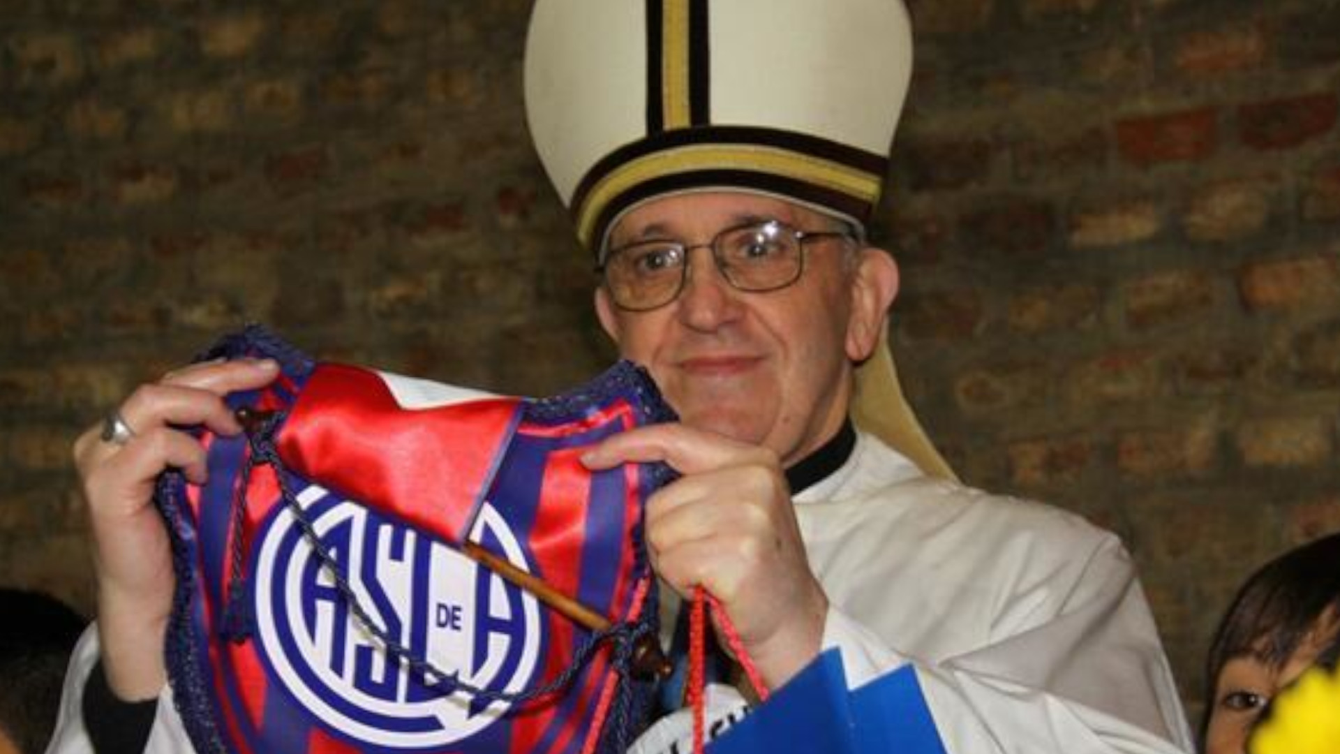 Pope Francis & Football: A Pope’s Passion for the Beautiful Game ...