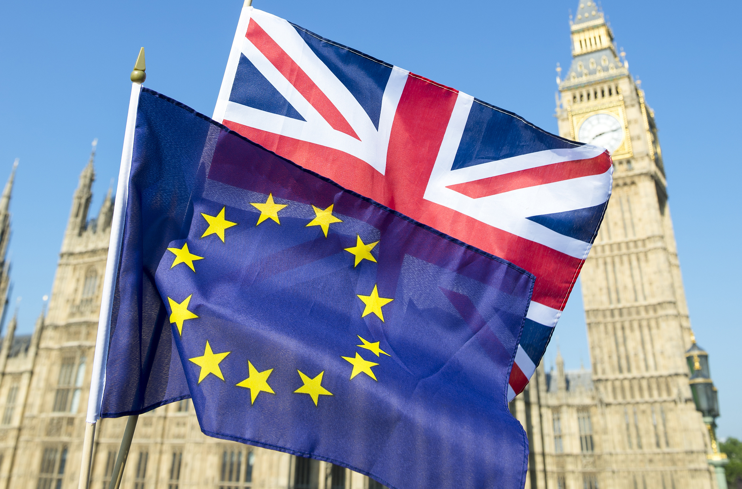 Eine neue Meinungsumfrage zeigt, dass die Mehrheit der Briten wieder ...