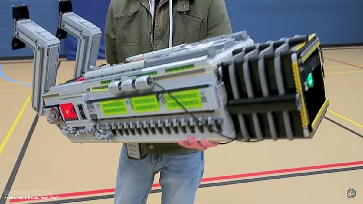 BFG 9000 aus Doom mit 5000 Legosteinen nachgebaut