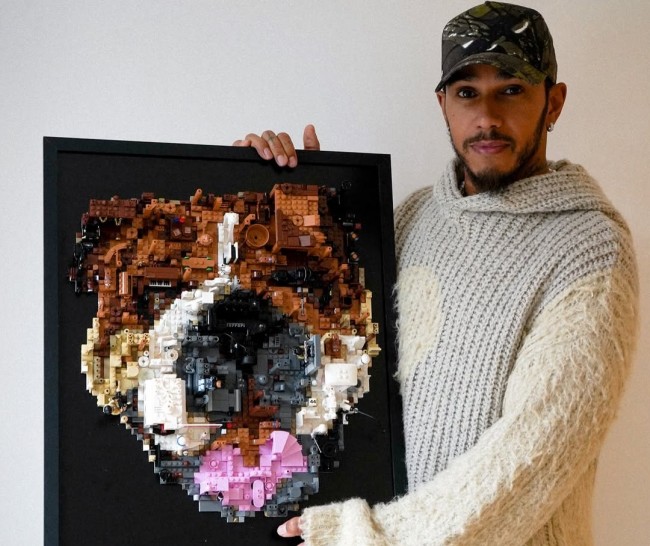 Lewis Hamilton ist gerührt von dem wunderschönen LEGO-Porträt von ...